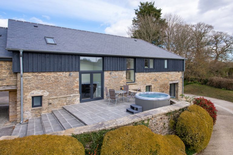 Stay - Kingston Estate